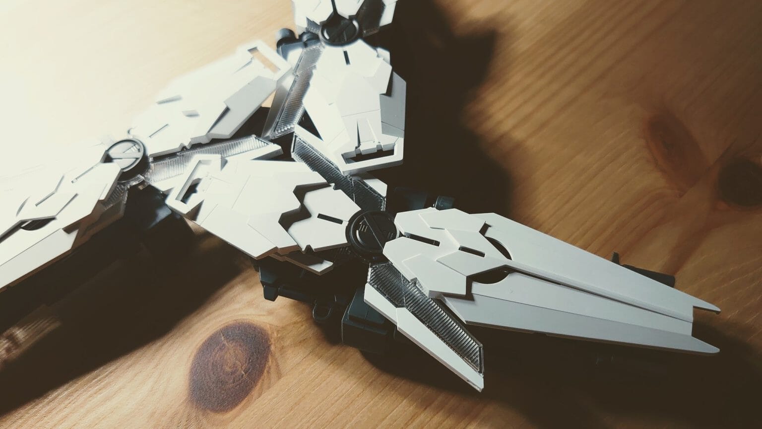 MGEX「1/100 ユニコーンガンダム Ver.Ka」、MG「1/100 フルアーマーユニコーンガンダム Ver.Ka」レビュー【前編】 – PachiLateji -ガンプラレビューBLOG-