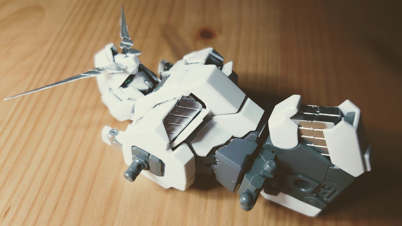 MGEX「1/100 ユニコーンガンダム Ver.Ka」、MG「1/100 フルアーマーユニコーンガンダム Ver.Ka」レビュー【前編】 – PachiLateji -ガンプラレビューBLOG-